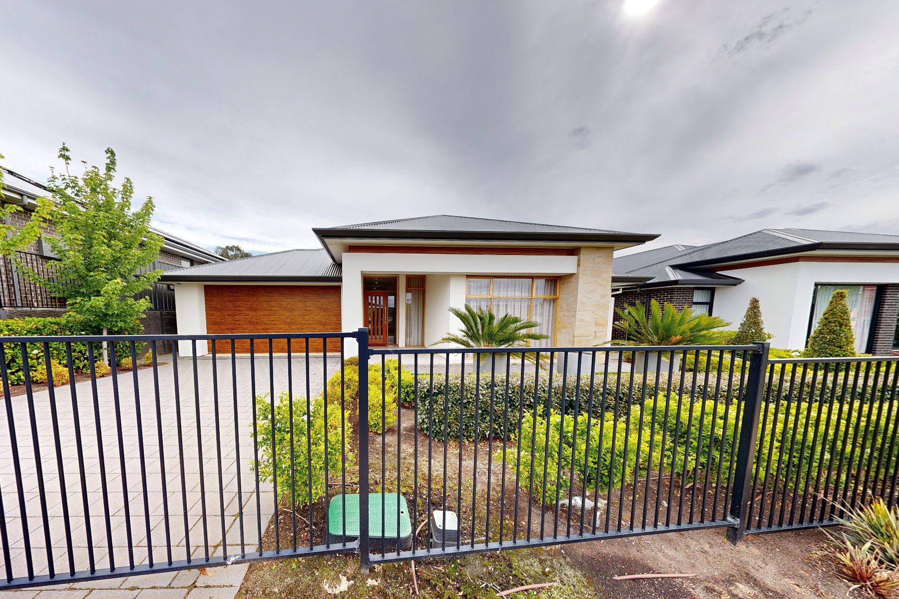 [Home Builder & Display Homes] Dechellis Homes | OpenLot