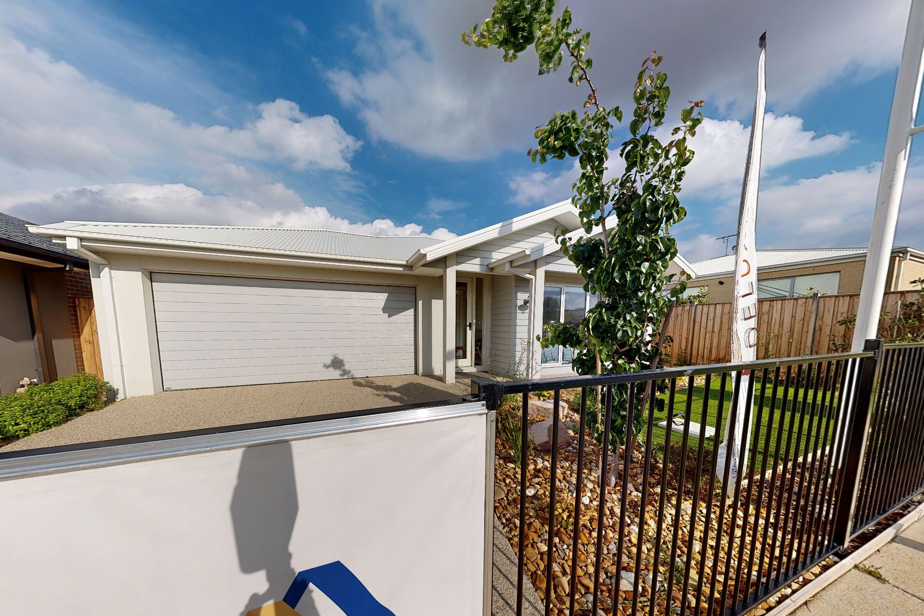 [Home Builder & Display Homes] Central Property | OpenLot