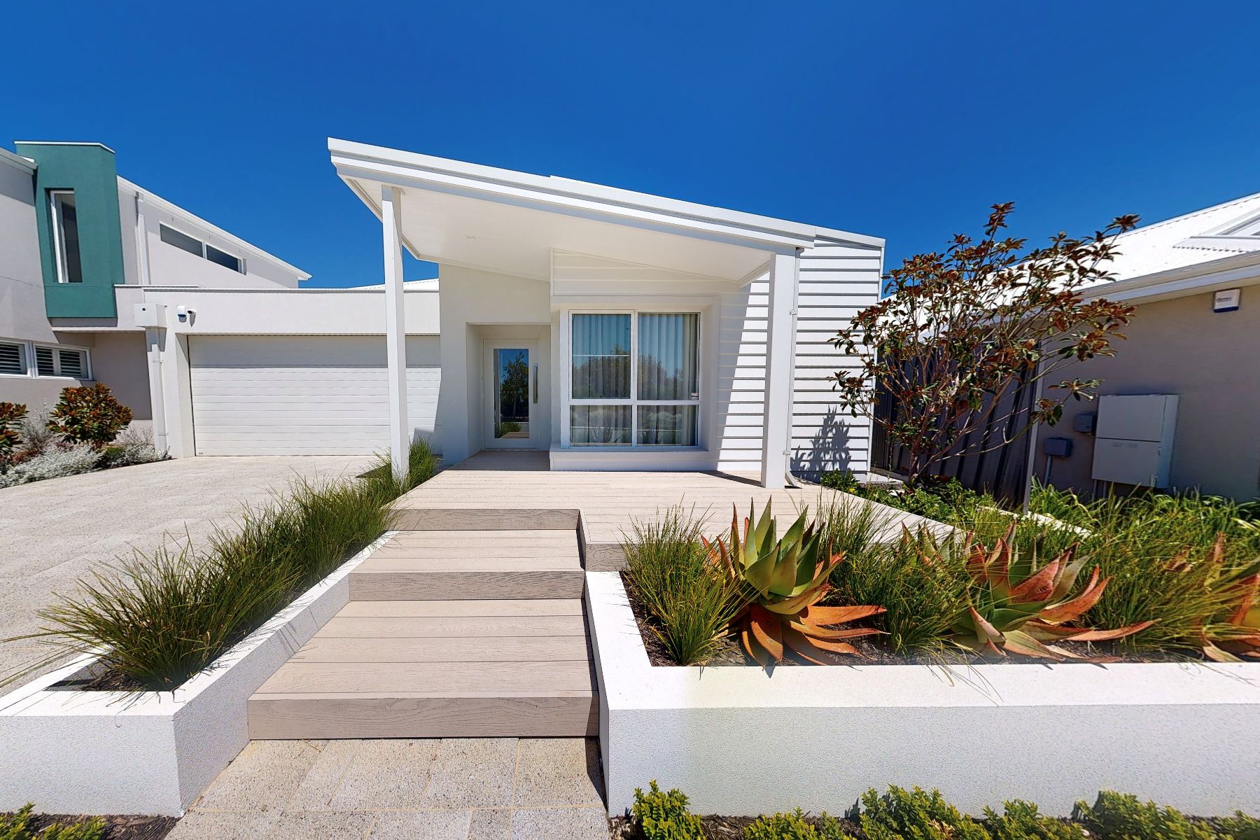 [Home Builder & Display Homes] Plunkett Homes | OpenLot