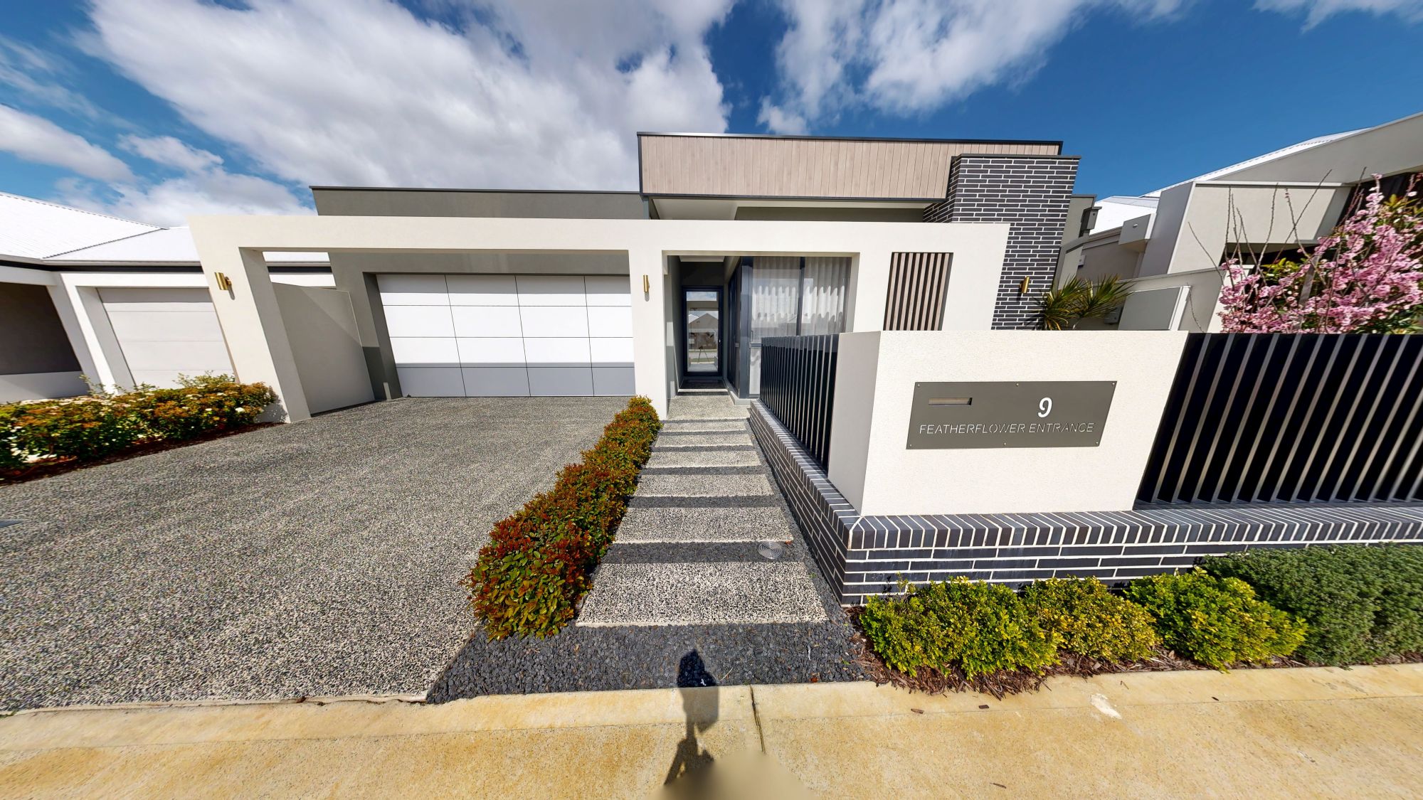 [Home Builder & Display Homes] Endeavour Homes | OpenLot